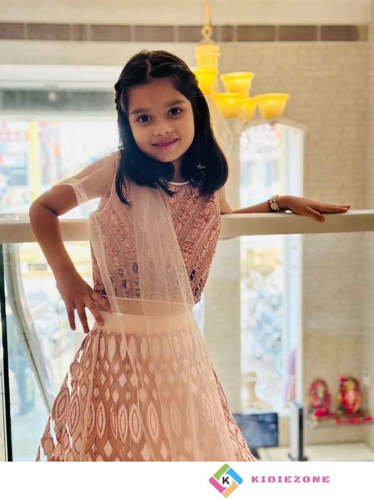 Maayra - Kids Modeling